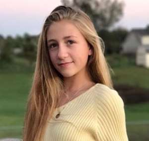 Emma Rayne Lyle Birthday, Real Name, Age, Weight, Height, Family, Facts ...