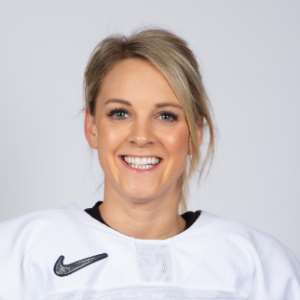 Amanda Kessel Birthday, Real Name, Age, Weight, Height, Family, Facts ...