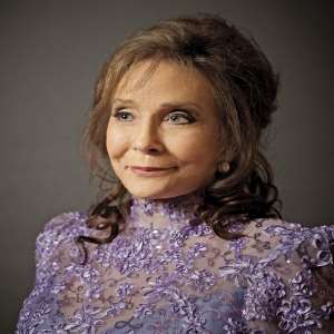 Loretta Lynn Birthday, Real Name, Age, Weight, Height, Family, Facts ...