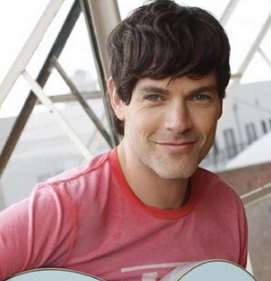 Jaron Lowenstein Birthday, Real Name, Age, Weight, Height, Family ...