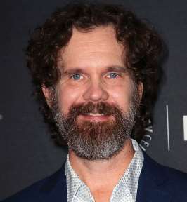Sean Bridgers Birthday, Real Name, Age, Weight, Height, Family, Facts ...