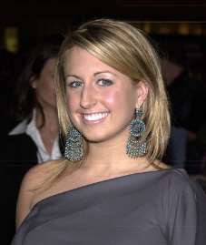 Meredith Edwards (Singer) Birthday, Real Name, Age, Weight, Height ...