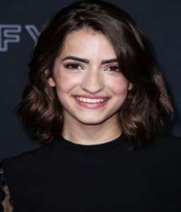 Soni Nicole Bringas Birthday, Real Name, Age, Weight, Height, Family ...