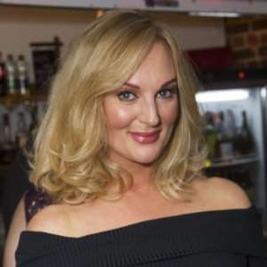 Katherine Kingsley Birthday, Real Name, Age, Weight, Height, Family ...