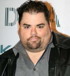 Michael Ray Bower Birthday, Real Name, Age, Weight, Height, Family ...