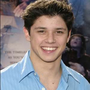 Raviv Ullman Birthday, Real Name, Age, Weight, Height, Family, Facts ...