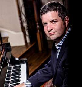 Nick Martin (Musician) Birthday, Real Name, Age, Weight, Height, Family ...