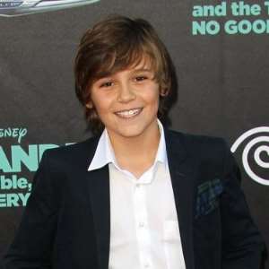 Lincoln Melcher Birthday, Real Name, Age, Weight, Height, Family, Facts ...