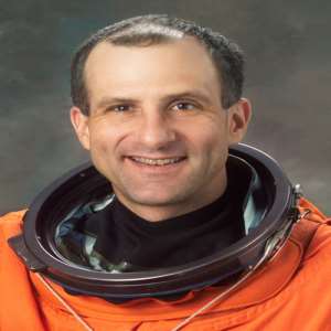 Donald Pettit Birthday, Real Name, Age, Weight, Height, Family, Facts ...