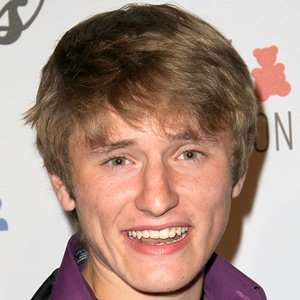 Nathan Gamble Birthday, Real Name, Age, Weight, Height, Family, Facts ...