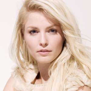 Whitney Able Birthday, Real Name, Age, Weight, Height, Family, Facts ...