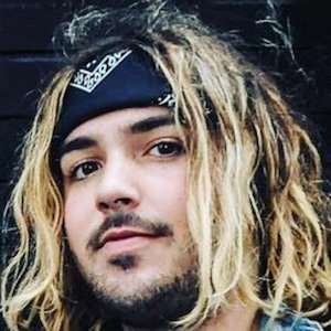 Tyler Wilson (Singer) Birthday, Real Name, Age, Weight, Height, Family ...
