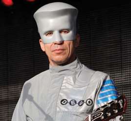 Bob Mothersbaugh Birthday, Real Name, Age, Weight, Height, Family ...