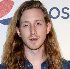 Asher Roth Birthday, Real Name, Age, Weight, Height, Family, Facts ...