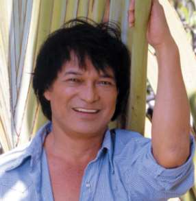 Don Ho Birthday, Real Name, Age, Weight, Height, Family, Facts, Death ...