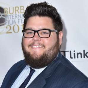 Charley Koontz Birthday, Real Name, Age, Weight, Height, Family, Facts ...