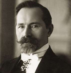 Antanas Smetona Birthday, Real Name, Age, Weight, Height, Family, Facts ...