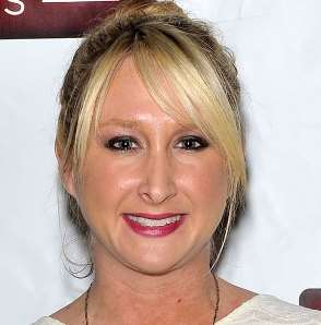 Jaclyn Swartz Birthday, Real Name, Age, Weight, Height, Family, Facts ...