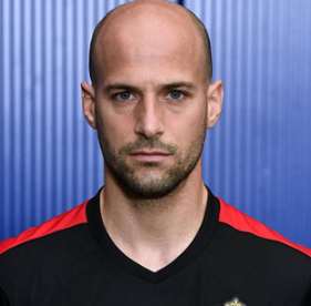 Laurent Ciman Birthday, Real Name, Age, Weight, Height, Family, Facts ...