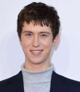 Angus Imrie Birthday, Real Name, Age, Weight, Height, Family, Facts ...