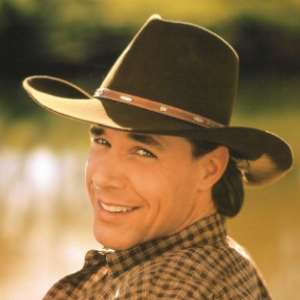 Michael Peterson (Singer) Birthday, Real Name, Age, Weight, Height ...