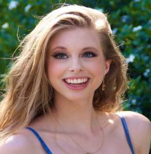 Christine Riccio Birthday, Real Name, Age, Weight, Height, Family ...