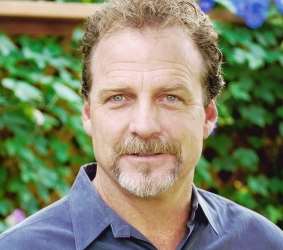 Darby Hinton Birthday, Real Name, Age, Weight, Height, Family, Facts ...