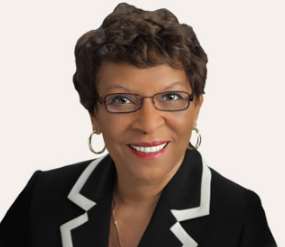 Sharon Draper Birthday, Real Name, Age, Weight, Height, Family, Facts ...