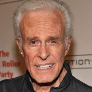 Robert Culp Birthday, Real Name, Age, Weight, Height, Family, Facts ...