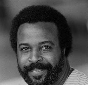 Stix Hooper Birthday, Real Name, Age, Weight, Height, Family, Facts ...