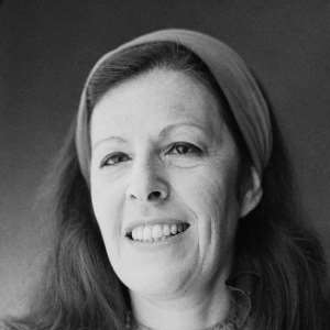 Anne Edwards Birthday, Real Name, Age, Weight, Height, Family, Facts ...