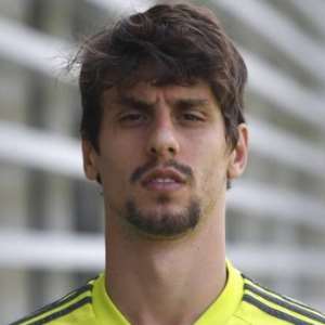 Rodrigo Caio Birthday, Real Name, Age, Weight, Height, Family, Facts ...