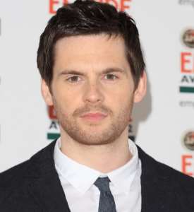 Tom Riley Birthday, Real Name, Age, Weight, Height, Family, Facts ...