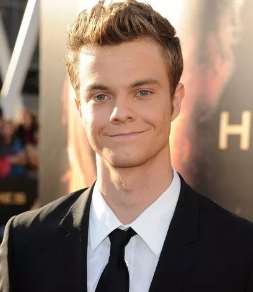 Jack Quaid Birthday, Real Name, Age, Weight, Height, Family, Facts ...