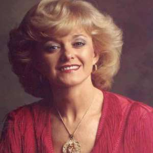 Margo Smith Birthday, Real Name, Age, Weight, Height, Family, Facts ...