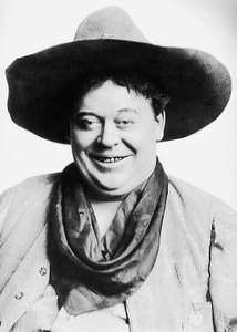 Macklyn Arbuckle Birthday, Real Name, Age, Weight, Height, Family ...