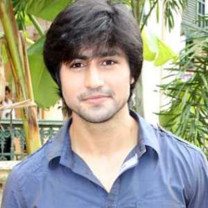 Harshad Chopda Birthday, Real Name, Age, Weight, Height, Family, Facts ...