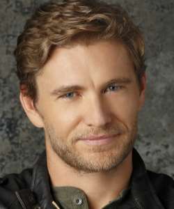 Brett Tucker Birthday, Real Name, Age, Weight, Height, Family, Facts ...