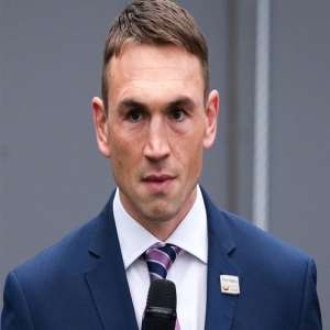 Kevin Sinfield Birthday, Real Name, Age, Weight, Height, Family, Facts ...