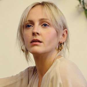 Laura Marling Birthday, Real Name, Age, Weight, Height, Family, Facts ...