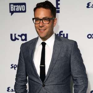 Ilan Hall Birthday, Real Name, Age, Weight, Height, Family, Facts ...