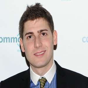 Eduardo Saverin Birthday, Real Name, Age, Weight, Height, Family, Facts ...
