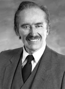 Fred Trump Birthday, Real Name, Age, Weight, Height, Family, Facts ...