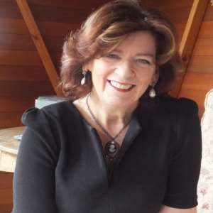 Lesley Brain Birthday, Real Name, Age, Weight, Height, Family, Facts ...