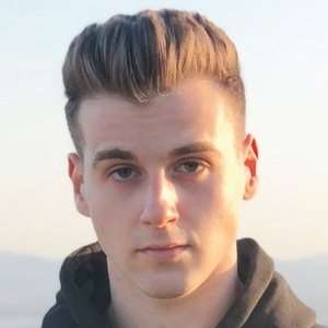 Tal Fishman Birthday, Real Name, Age, Weight, Height, Family, Facts ...
