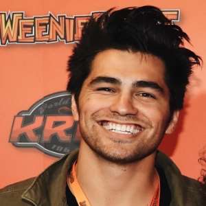 Toddy Smith Birthday, Real Name, Age, Weight, Height, Family, Facts ...