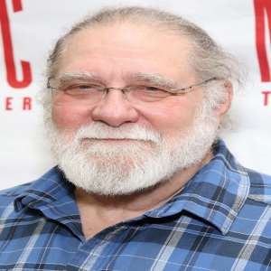 Richard Masur Birthday, Real Name, Age, Weight, Height, Family, Facts ...