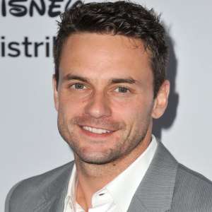 Christopher Johnson (Actor) Birthday, Real Name, Age, Weight, Height ...