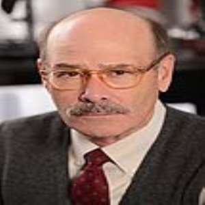 Hugh B. Holub Birthday, Real Name, Age, Weight, Height, Family, Facts ...