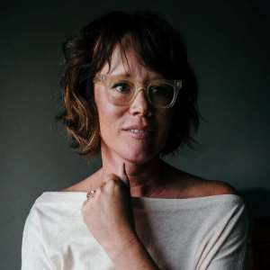 Sara Groves Birthday, Real Name, Age, Weight, Height, Family, Facts ...